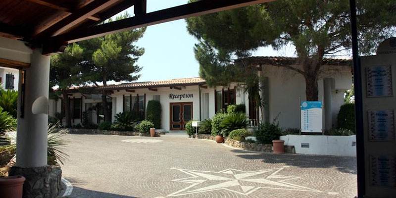 SCOGLIO DELLA GALEA VILLAGE - RICATI | VILLAGGI IN CALABRIA